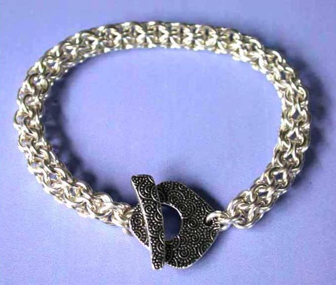 Inverted Round Bracelet | Midwest Maille